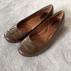 Clarks - Poshmark